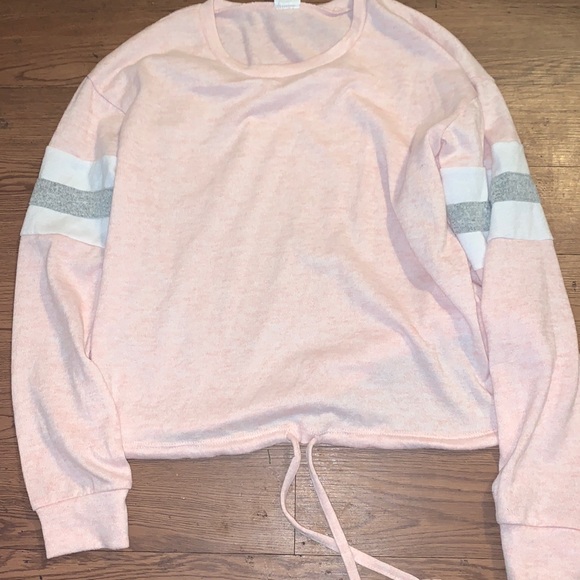 NOBO | Tops | Very Cute Cropped Sweater | Poshmark